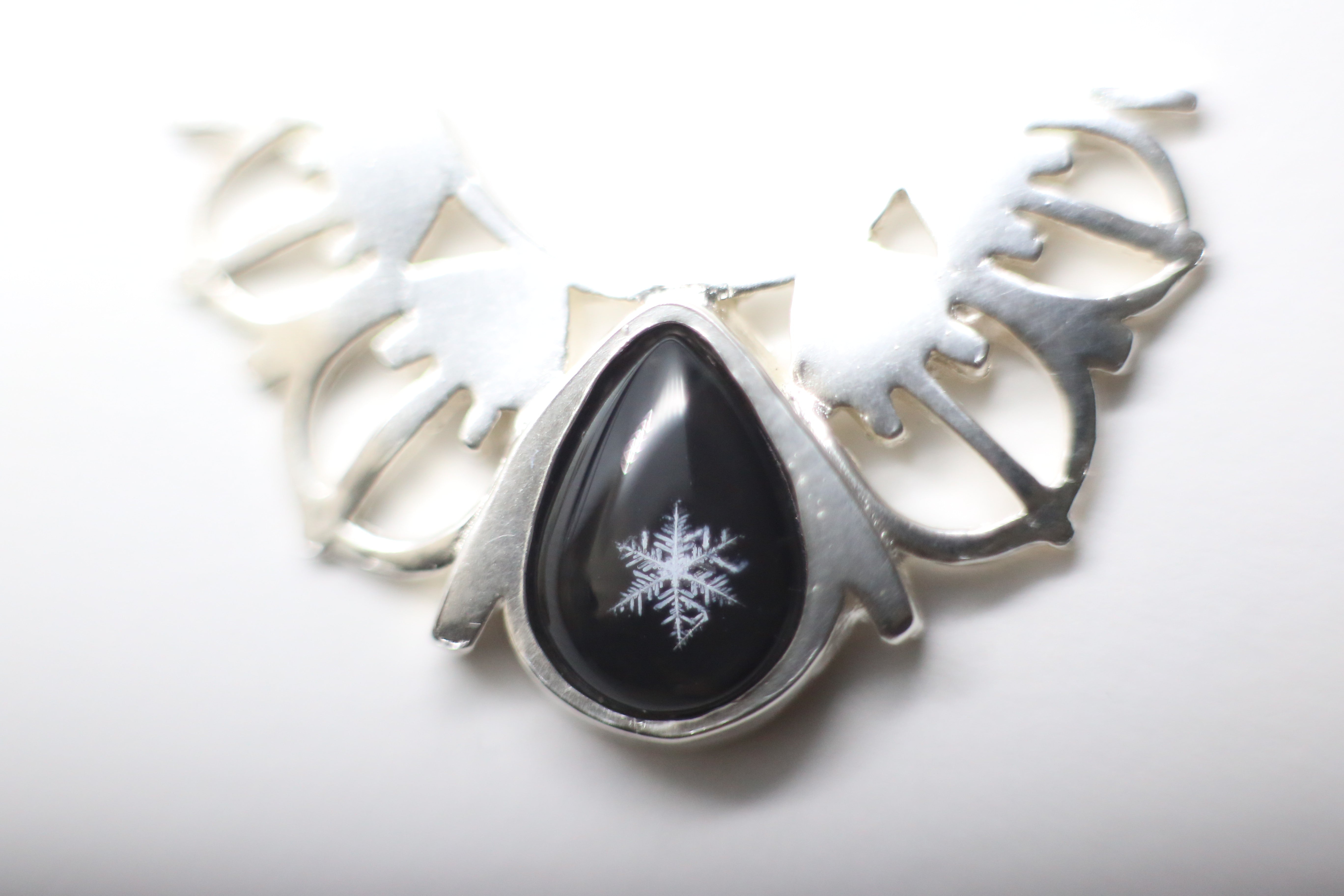REAL SNOWFLAKES on sterling silver jewelry – Snowglobe Jewelry